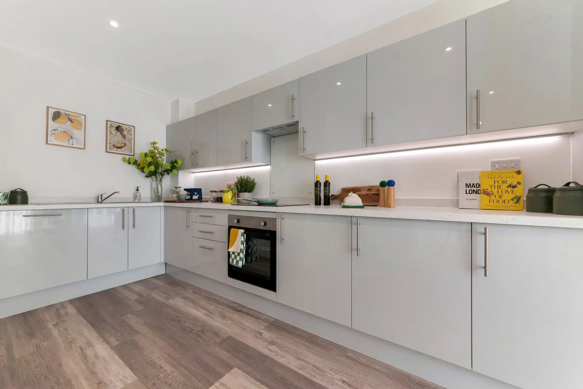 Parkside Triangle | New Build in CR0 4GB | LDN